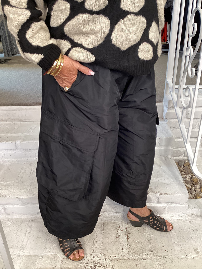 ALEMBIKA – Abundance Plus Size Boutique