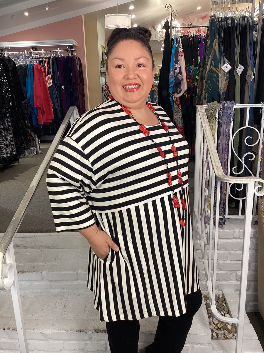 DESMONA STRIPE TUNIC – Abundance Plus Size Boutique